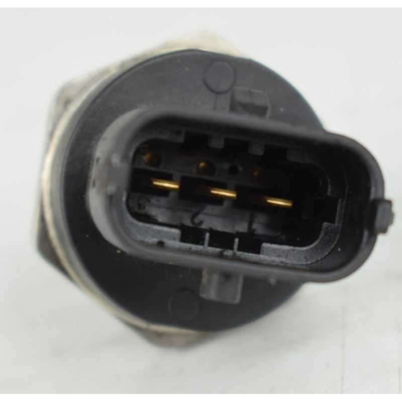 Capteur de pression carburant pour rampe d'injection HYUNDAI i30 1.6 ...